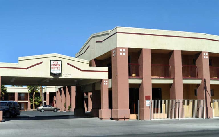 25 of the Worst Hotels in Las Vegas